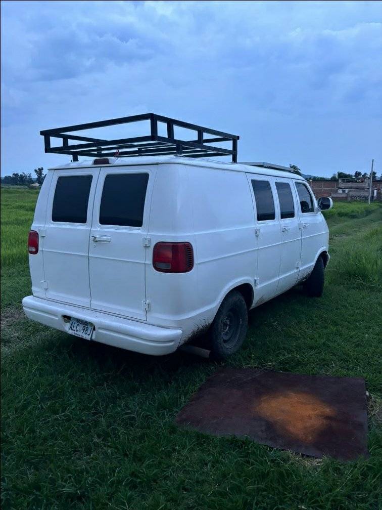 2000 Dodge B-Series 2WD – Used Class B Camper Vans