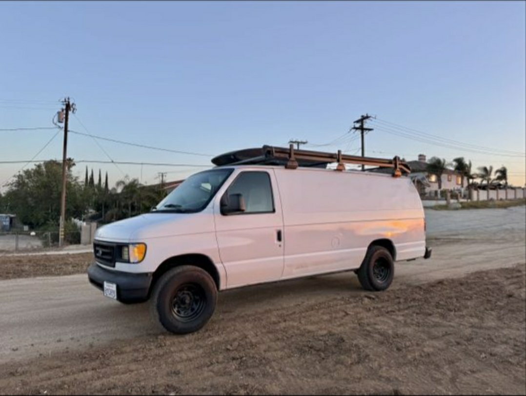 🚐 Ready for Adventure! 2003 Ford Custom Camper Van – $7,000 🚐 – Used ...